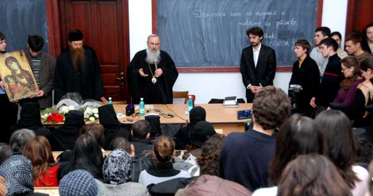 IPS Serafim a conferenţiat la Iaşi