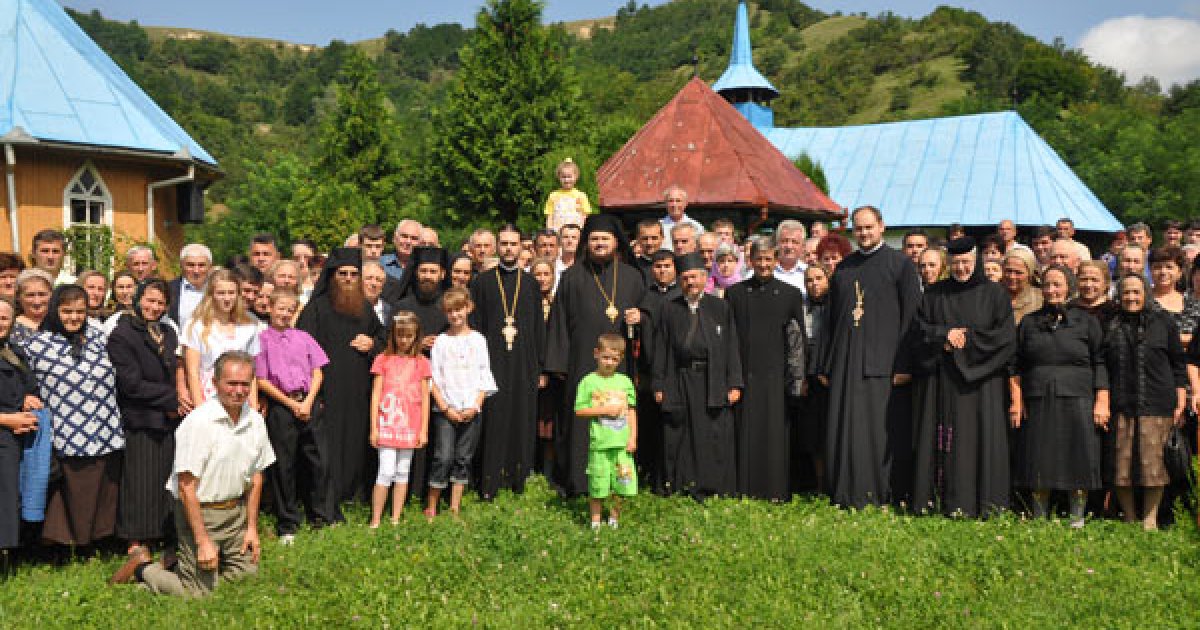 Slujire arhierească la Mănăstirea Bălan