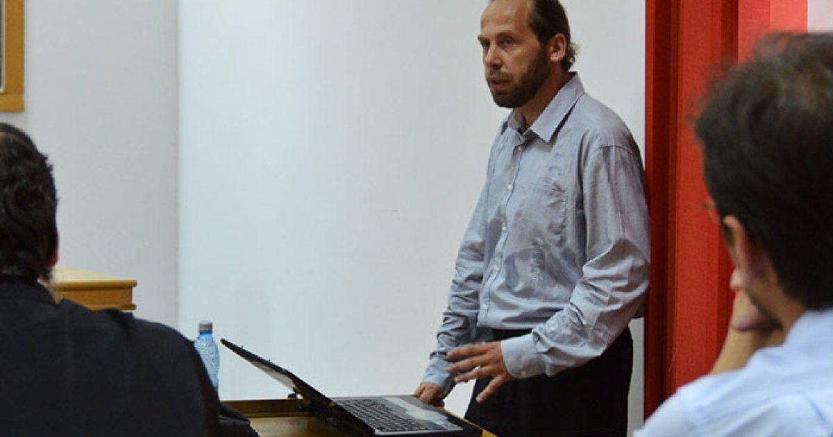 Ioan Florin Florescu: un teolog „convertit“ la filologie