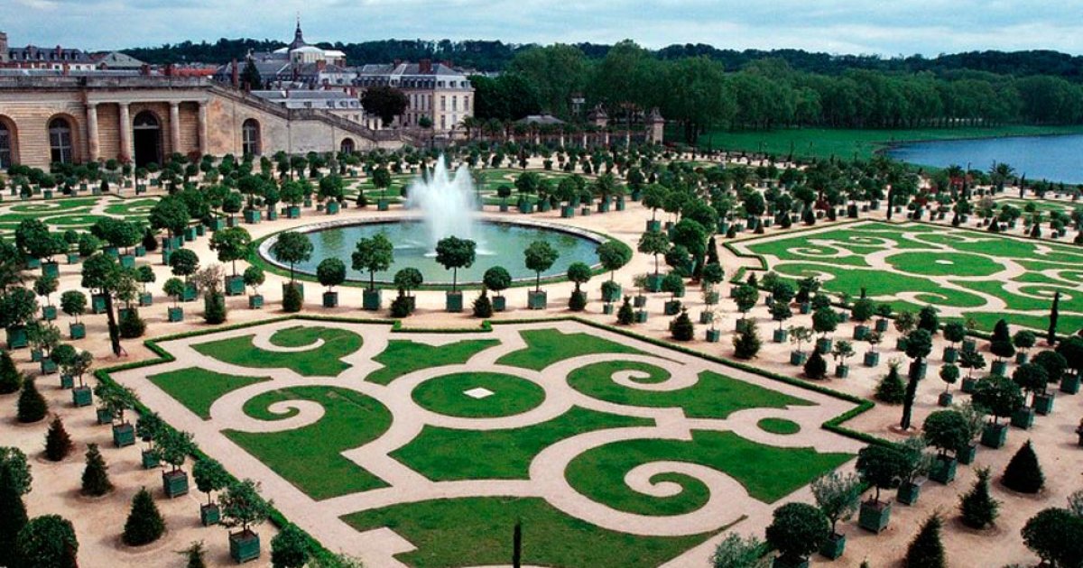 Grădinile de la Palatul Versailles