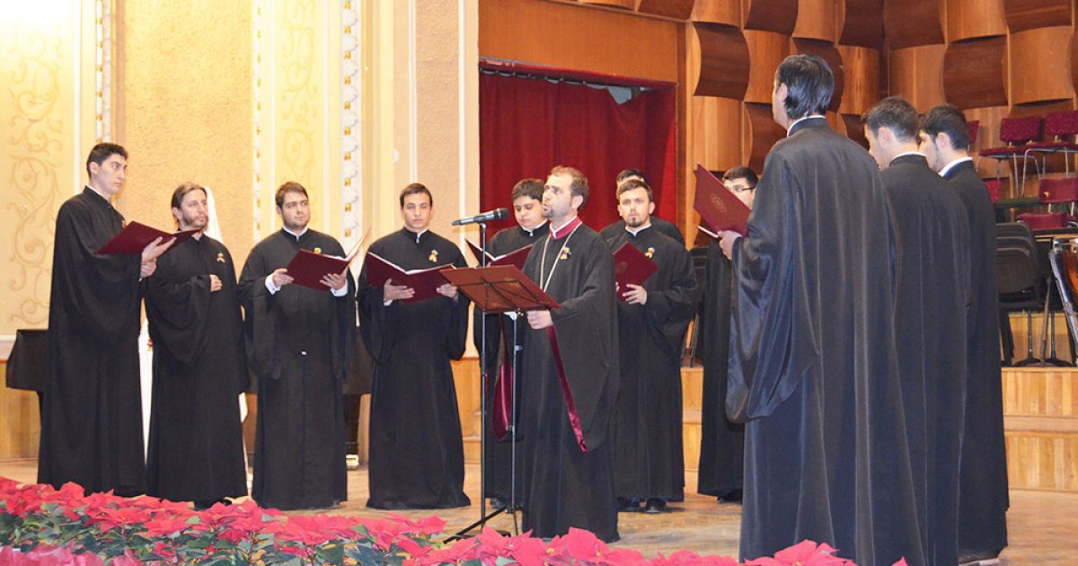 Grupul psaltic „Tronos“ în concert de colinde la Arad