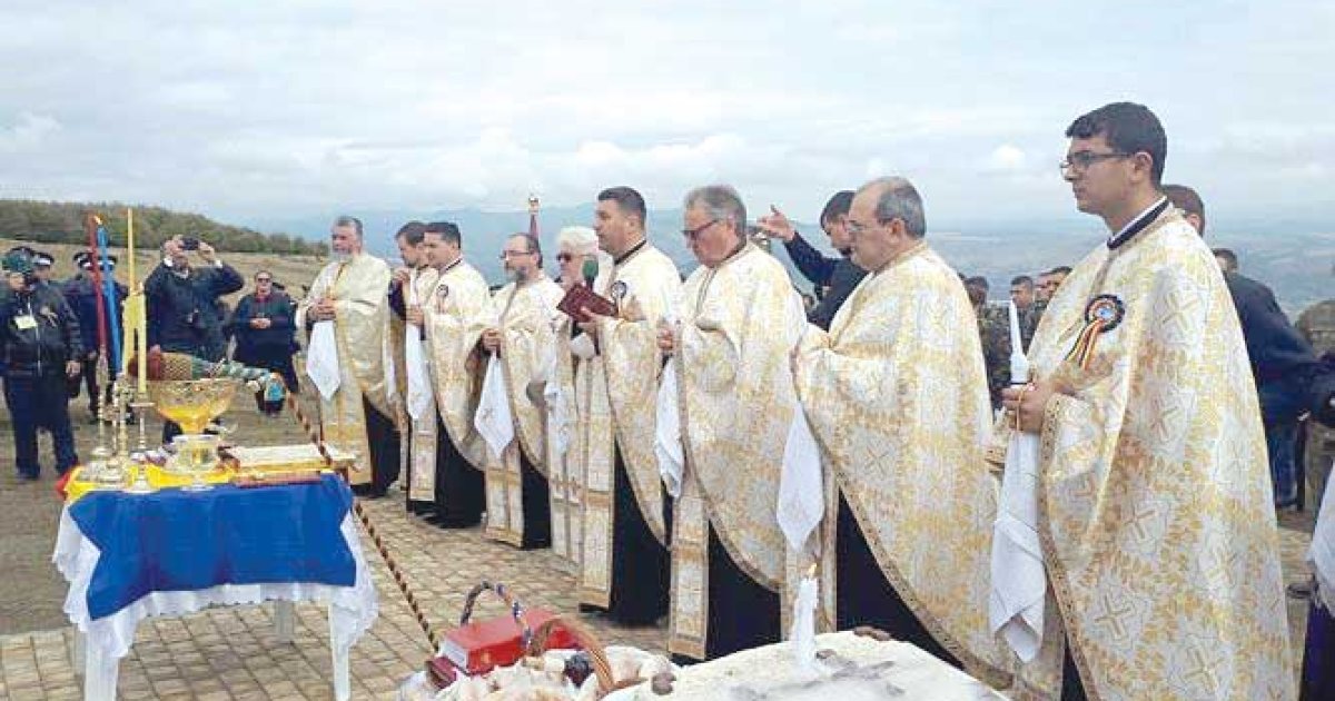 Eroii Neamului, comemoraţi pe Dealul Coşna