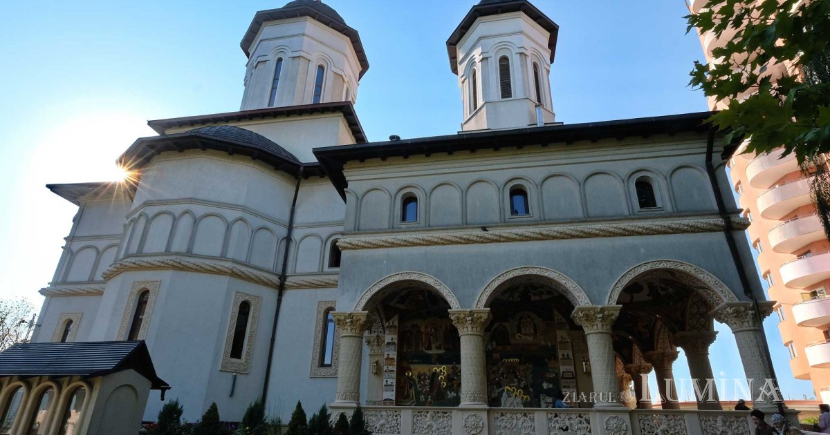 Sărbătoare în Parohia „Sfânta Vineri” din cartierul bucureştean Pajura ...