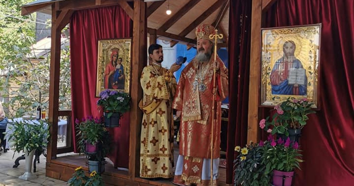 Sfânta Cruce, cinstită la Biserica „Sfântul Vasile”-Victoria din ...