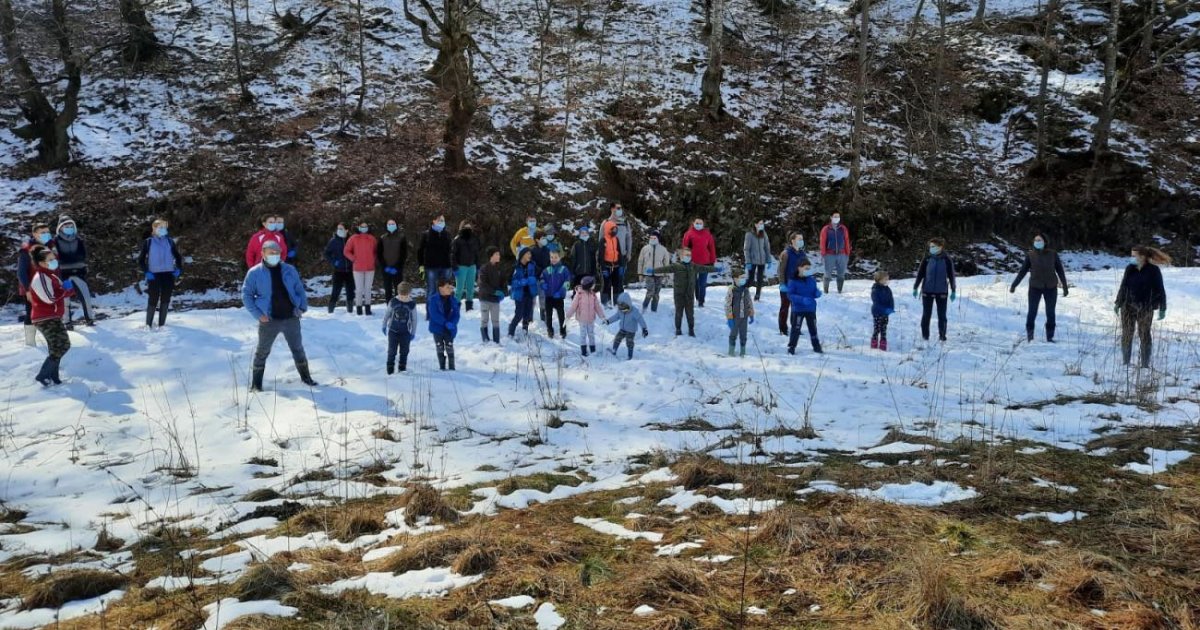 Acțiunea de ecologizare „Apă curată, pentru o viață sănătoasă”, în Alba