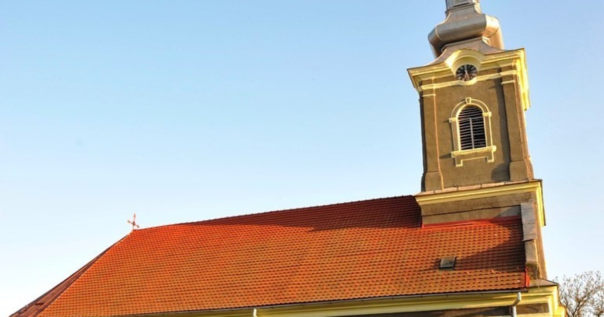 Biserica din Câlnic, județul Caraș-Severin, renovată prin intermediul ...