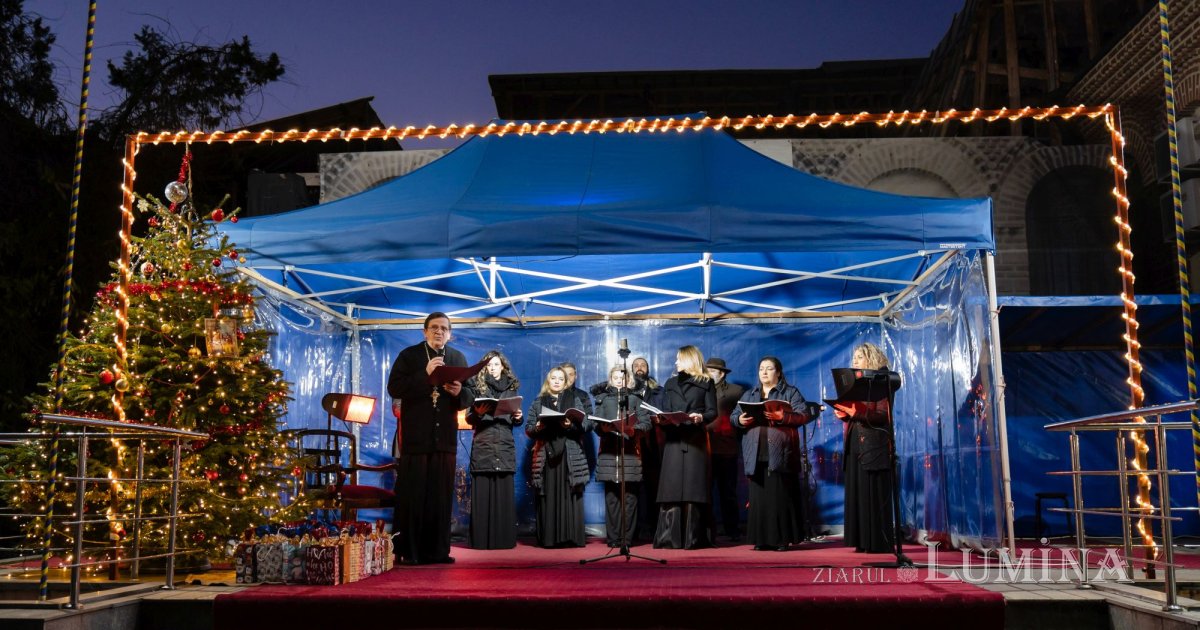 Nașterea Domnului vestită prin colind la Biserica „Sfântul Anton ...