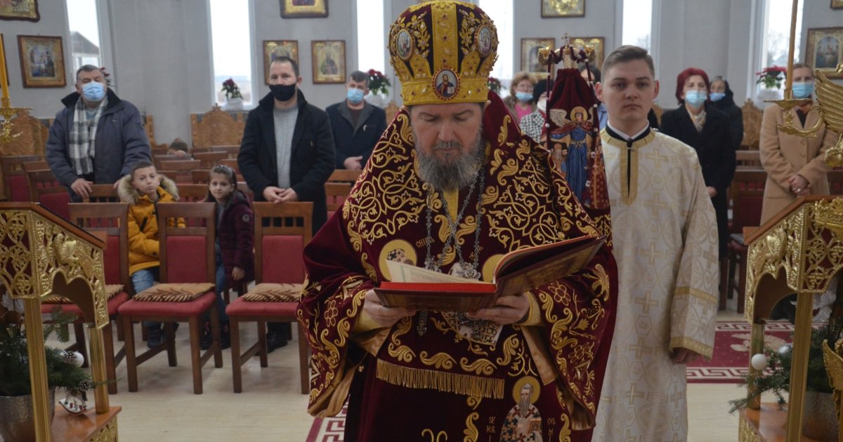 Sfințirea pietrei de temelie a casei de tip familial pentru orfani din ...