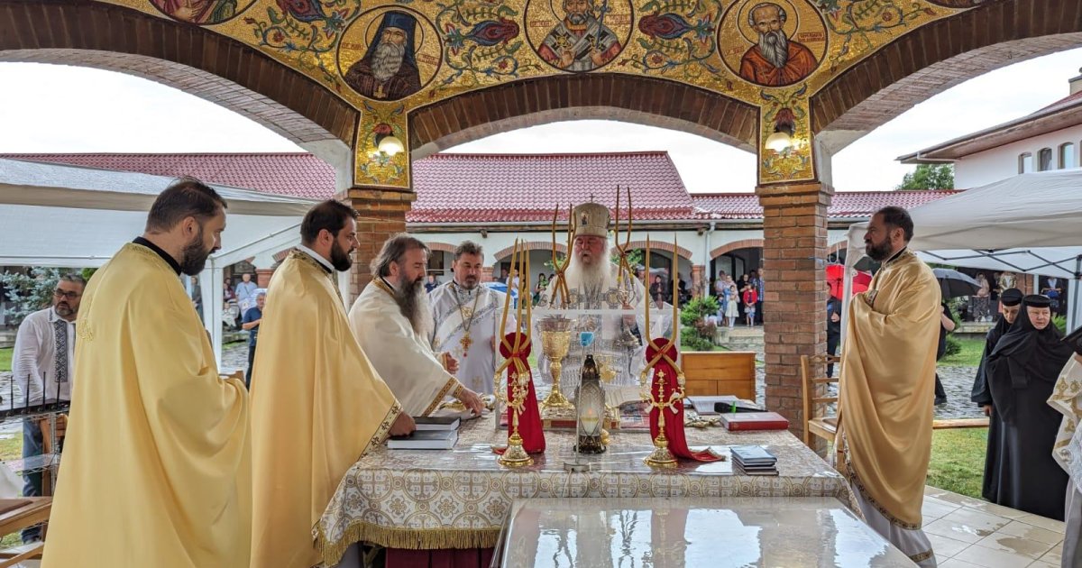 Mitropolitul Banatului, la Mănăstirea Timișeni