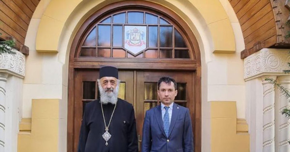 Secretarul de stat pentru Culte, Ciprian Olinici, în vizită de lucru la ...