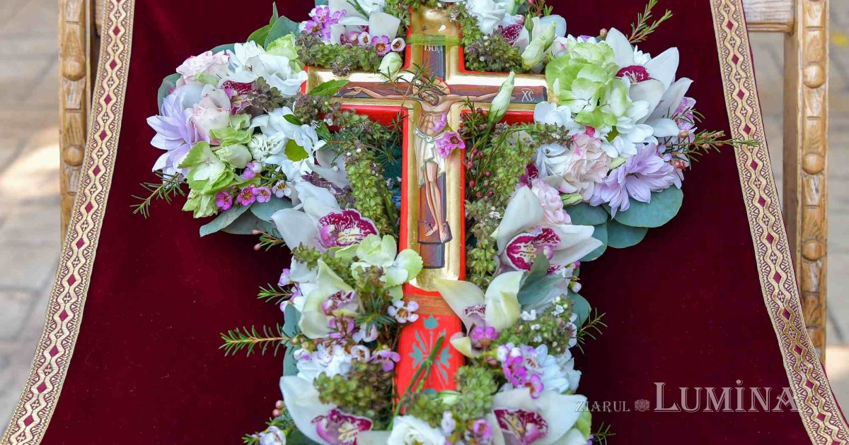 În Crucea Domnului s-a arătat iubirea Sa pentru oameni