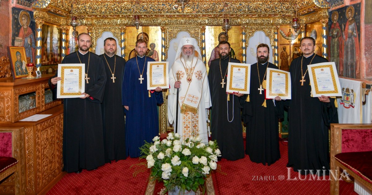 Ridicări în rang pentru ostenitori din administrația bisericească | Poza 2