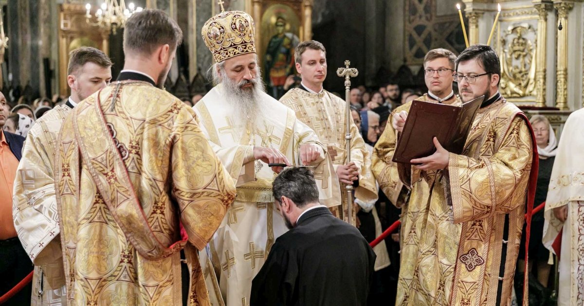 „Prin mijlocirea Sfintei Parascheva, să-L rugăm pe Dumnezeu să fie ...