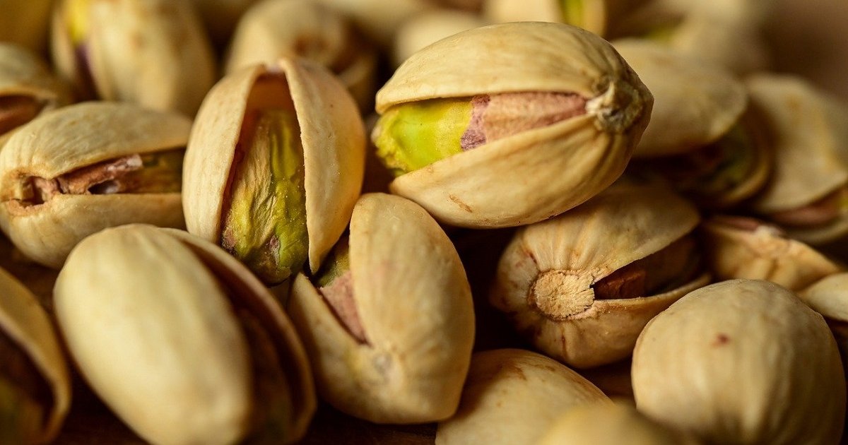 Deserturi cu cremă de fistic