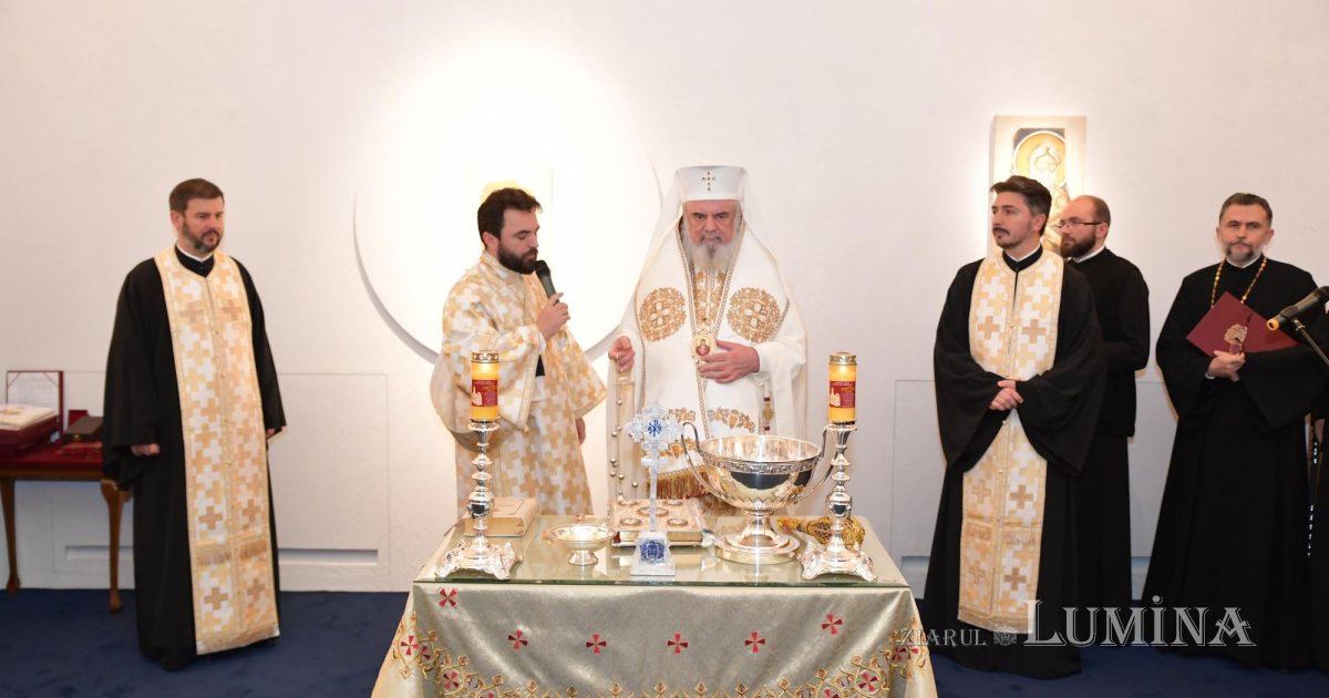 Expoziție de artă bisericească veche inaugurată la Palatul Patriarhiei ...