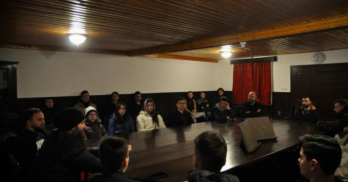 Tabără de iarnă la Mănăstirea Oașa, organizată de ASCOR Alba Iulia | Poza 5