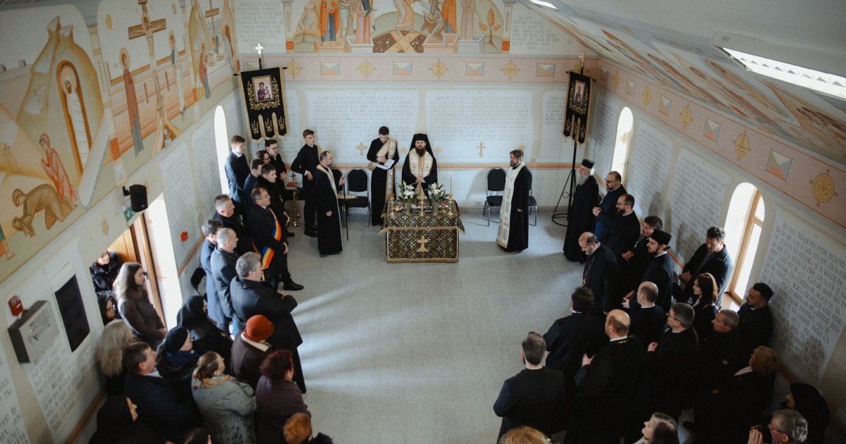 Sfințirea capelei mortuare din Pata, judeţul Cluj