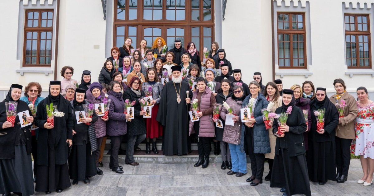 Sărbătorirea femeilor la Centrul eparhial din Roman