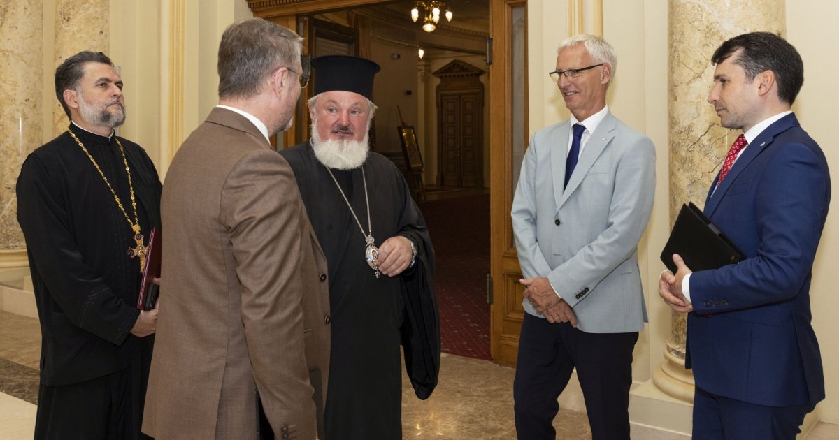 Secretarul de Stat pentru Culte și Naționalități de la Budapesta în vizită la Patriarhia Română ...