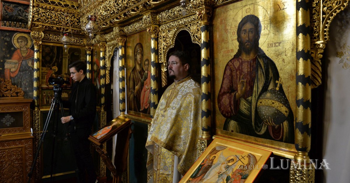 „Mântuitorul Iisus Hristos aduce mamei îndoliate bucuria învierii ...