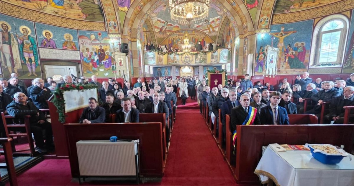 Un secol de la târnosirea bisericii parohiale din Bucerdea Vinoasă ...