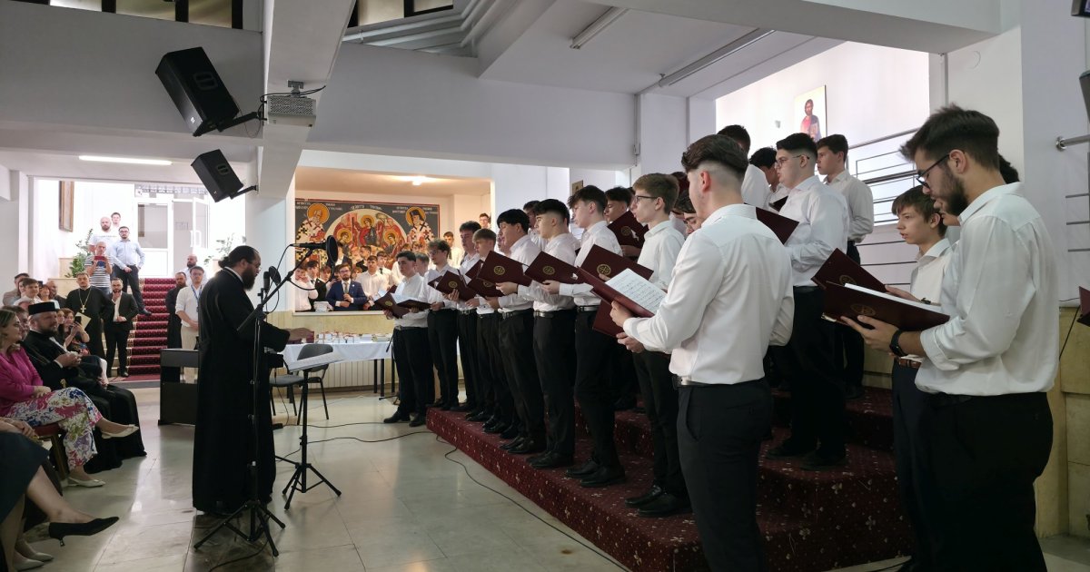 Festivitatea de încheiere a anului școlar la Seminarul Teologic Ortodox ...