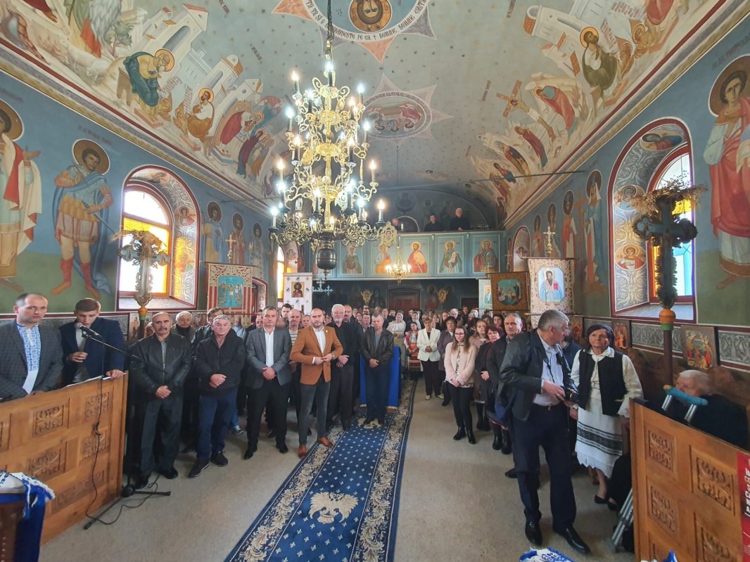 120 de ani de la sfințirea bisericii din Șuștiu | Poza 1